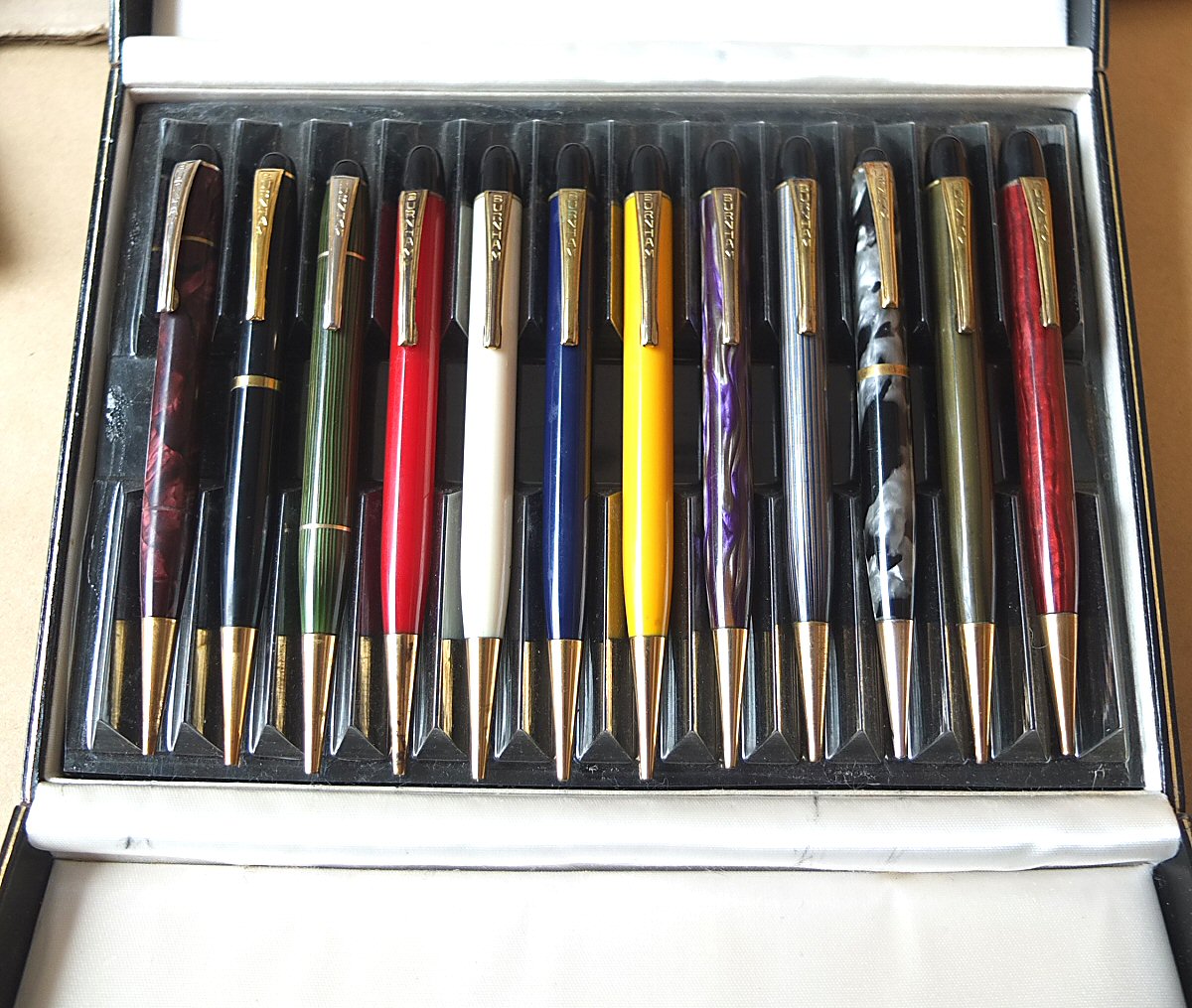 Vintage Fountain Pens and Pencils